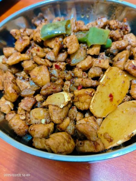 四川炒臊子正宗做法_臊子怎么炒才香-第2张图片-山城妙识 四川炒臊子正宗做法_臊子怎么炒才香-第2张图片-山城妙识