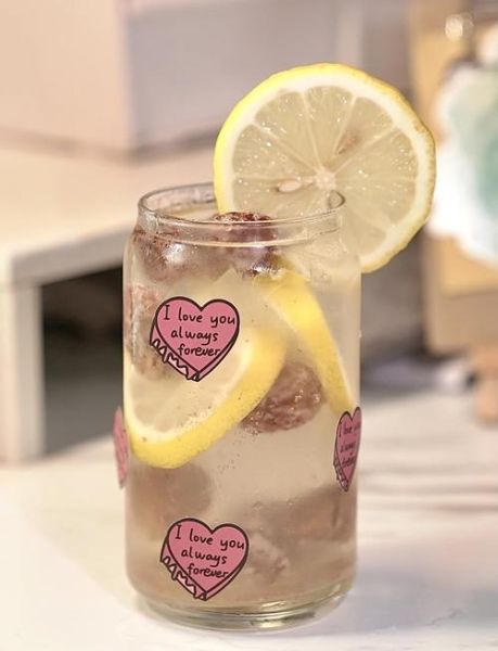 最简单的柠檬水怎么做_柠檬水做法需要哪些材料-第2张图片-山城妙识 最简单的柠檬水怎么做_柠檬水做法需要哪些材料-第2张图片-山城妙识