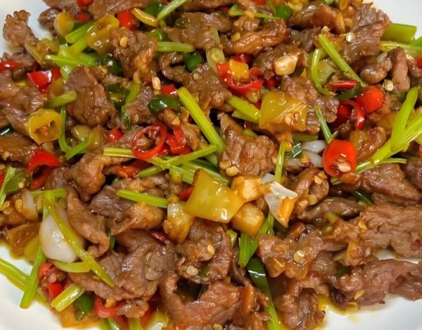 泡椒牛肉怎么做_泡椒牛肉用什么牛肉最好-第2张图片-山城妙识