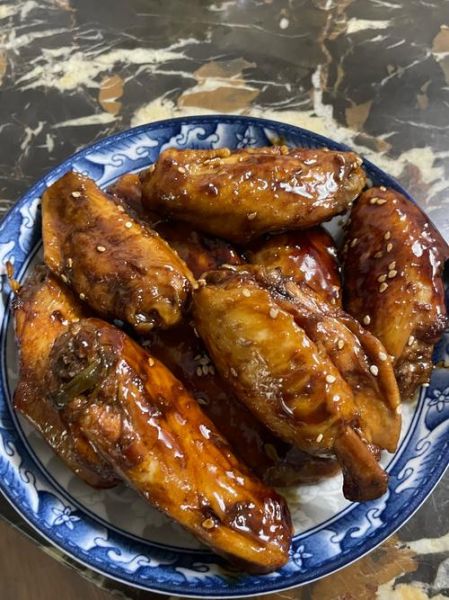 红烧鸡中翅怎么做好吃_红烧鸡中翅的家常做法-第1张图片-山城妙识