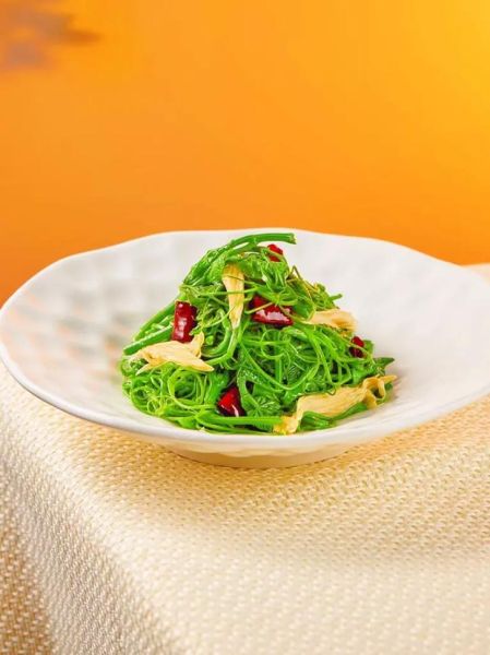 凉拌丝瓜尖怎么做_丝瓜尖焯水几分钟-第1张图片-山城妙识 凉拌丝瓜尖怎么做_丝瓜尖焯水几分钟-第1张图片-山城妙识