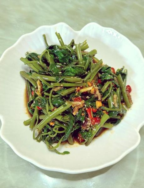 凉拌空心菜怎么做_空心菜焯水几分钟-第1张图片-山城妙识 凉拌空心菜怎么做_空心菜焯水几分钟-第1张图片-山城妙识