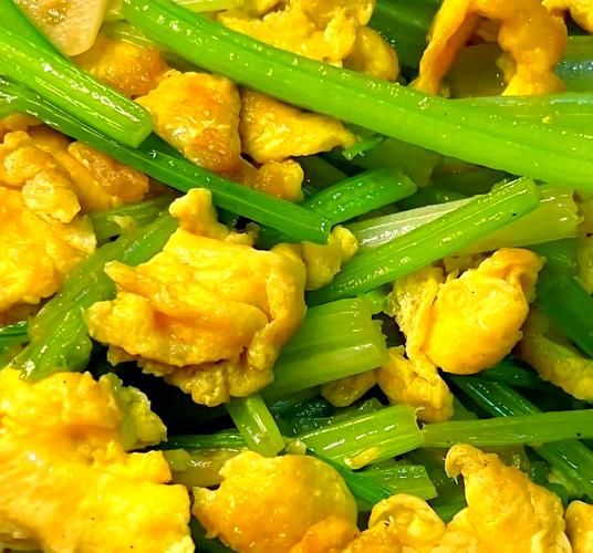 芹菜炒鸡蛋怎么做_芹菜炒鸡蛋先炒哪个-第2张图片-山城妙识 芹菜炒鸡蛋怎么做_芹菜炒鸡蛋先炒哪个-第2张图片-山城妙识