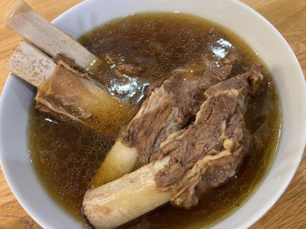 牛排骨汤怎么炖好喝_牛排骨汤的做法大全-第2张图片-山城妙识 牛排骨汤怎么炖好喝_牛排骨汤的做法大全-第2张图片-山城妙识