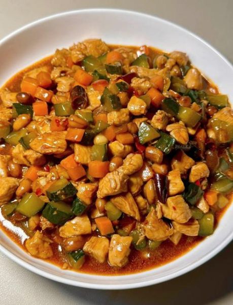 宫保鸡丁怎么做_正宗川味宫保鸡丁步骤-第1张图片-山城妙识 宫保鸡丁怎么做_正宗川味宫保鸡丁步骤-第1张图片-山城妙识