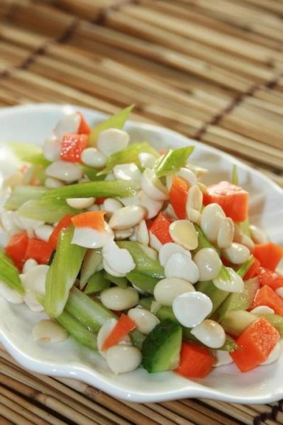 凉拌杏仁怎么做_凉拌杏仁的家常做法-第1张图片-山城妙识 凉拌杏仁怎么做_凉拌杏仁的家常做法-第1张图片-山城妙识