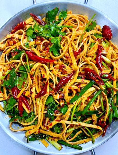 干豆腐丝怎么拌好吃_家常凉拌干豆腐丝做法-第2张图片-山城妙识