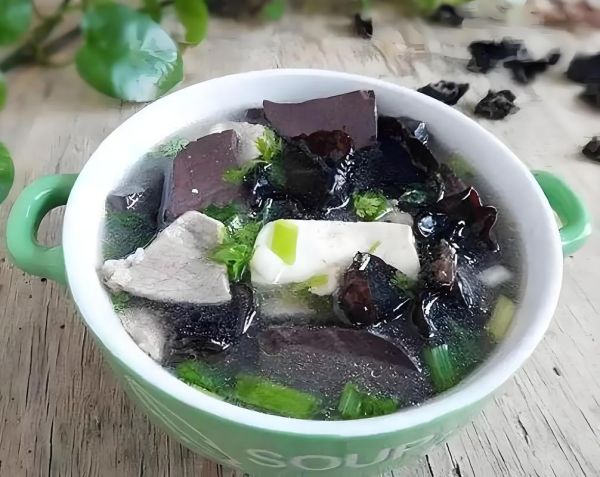 猪血汤的家常做法_猪血汤怎么做好吃-第3张图片-山城妙识 猪血汤的家常做法_猪血汤怎么做好吃-第3张图片-山城妙识