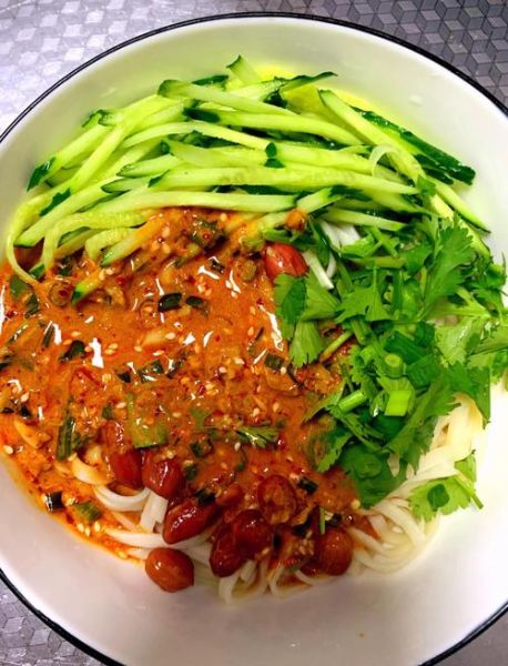 家常拌面怎么做_拌面酱汁怎么调才好吃-第2张图片-山城妙识 家常拌面怎么做_拌面酱汁怎么调才好吃-第2张图片-山城妙识