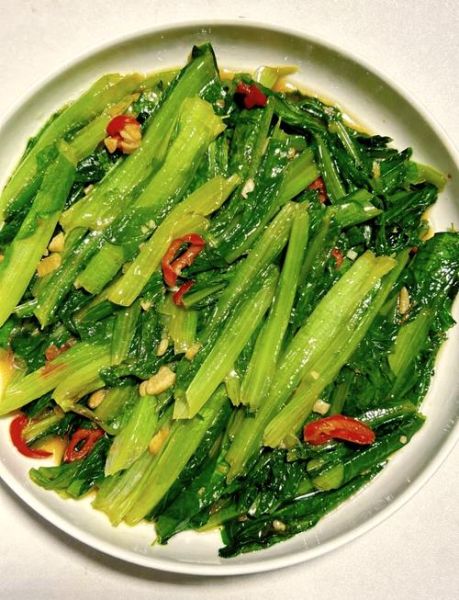 油麦菜怎么炒好吃_油麦菜的做法家常-第1张图片-山城妙识 油麦菜怎么炒好吃_油麦菜的做法家常-第1张图片-山城妙识