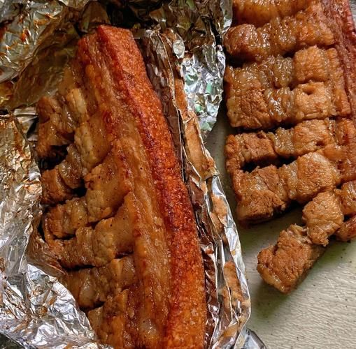 烤五花肉怎么腌制_烤五花肉用烤箱几度-第1张图片-山城妙识