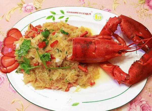 波士顿龙虾怎么做_波士顿龙虾清蒸还是水煮-第2张图片-山城妙识