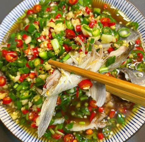 凉拌鲫鱼怎么做_川味凉拌鲫鱼正宗做法-第2张图片-山城妙识 凉拌鲫鱼怎么做_川味凉拌鲫鱼正宗做法-第2张图片-山城妙识