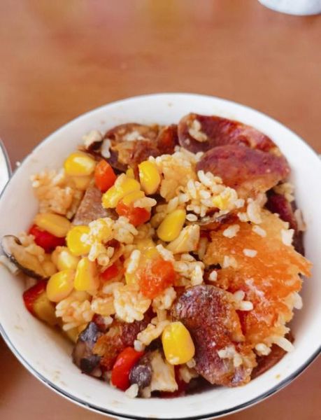 电饭煲做煲仔饭怎么做_电饭煲煲仔饭锅巴秘诀-第2张图片-山城妙识 电饭煲做煲仔饭怎么做_电饭煲煲仔饭锅巴秘诀-第2张图片-山城妙识