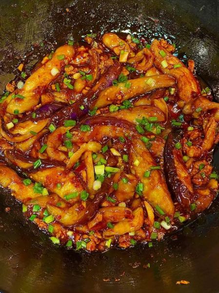 酱焖茄子怎么做_家常做法步骤详解-第2张图片-山城妙识 酱焖茄子怎么做_家常做法步骤详解-第2张图片-山城妙识