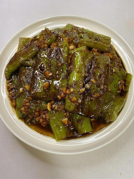 虎皮青椒怎么做才脆_虎皮青椒要不要先焯水-第3张图片-山城妙识