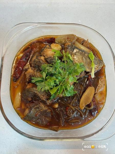 炖鲤鱼的家常做法_炖鲤鱼怎么做好吃又入味-第2张图片-山城妙识 炖鲤鱼的家常做法_炖鲤鱼怎么做好吃又入味-第2张图片-山城妙识