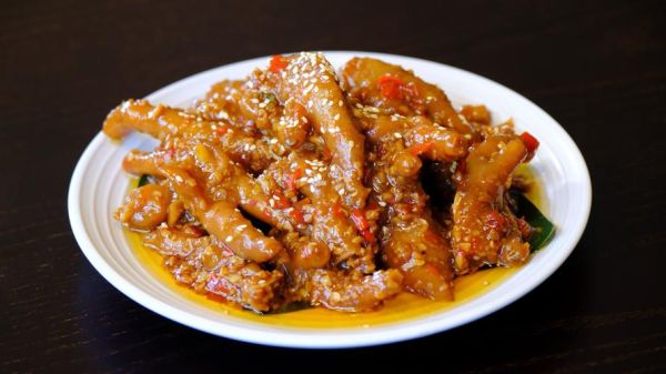 烧鸡爪怎么做好吃_家常烧鸡爪的做法-第3张图片-山城妙识