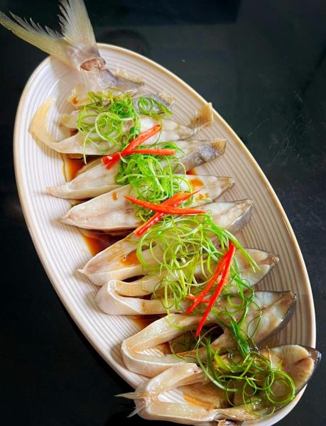 鲳鱼怎么做好吃_鲳鱼的家常做法步骤-第1张图片-山城妙识 鲳鱼怎么做好吃_鲳鱼的家常做法步骤-第1张图片-山城妙识