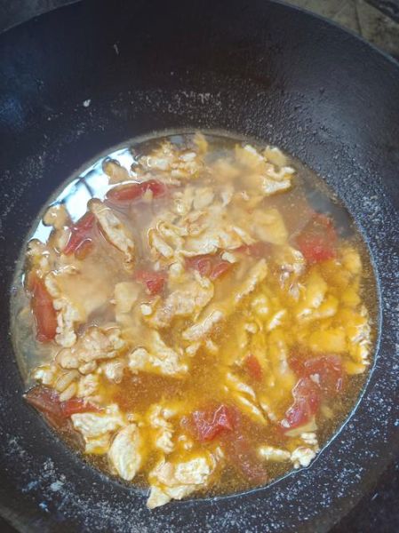 鸡蛋西红柿汤怎么做_西红柿鸡蛋汤先放哪个-第3张图片-山城妙识 鸡蛋西红柿汤怎么做_西红柿鸡蛋汤先放哪个-第3张图片-山城妙识