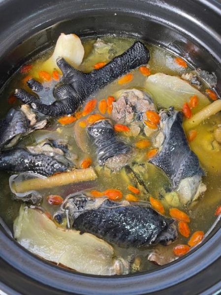 乌鸡怎么炖才补_乌鸡煲汤的正确做法-第1张图片-山城妙识 乌鸡怎么炖才补_乌鸡煲汤的正确做法-第1张图片-山城妙识