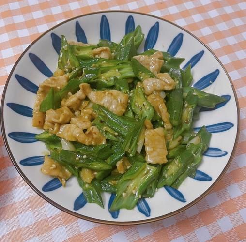 秋葵炒肉怎么做_秋葵炒肉需要焯水吗-第2张图片-山城妙识 秋葵炒肉怎么做_秋葵炒肉需要焯水吗-第2张图片-山城妙识