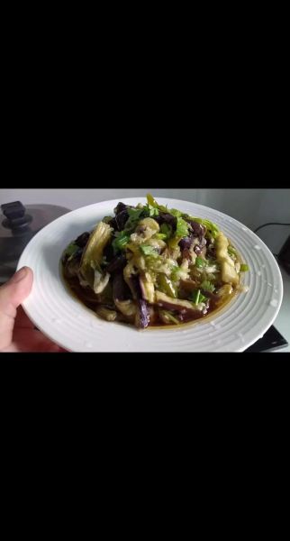 拌茄泥的家常做法_拌茄泥怎么做才好吃-第1张图片-山城妙识 拌茄泥的家常做法_拌茄泥怎么做才好吃-第1张图片-山城妙识