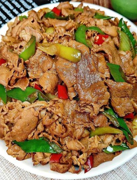 家常爆炒羊肉怎么做_爆炒羊肉去膻技巧-第2张图片-山城妙识 家常爆炒羊肉怎么做_爆炒羊肉去膻技巧-第2张图片-山城妙识