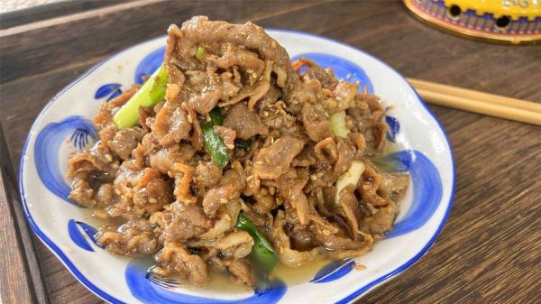 家常爆炒羊肉怎么做_爆炒羊肉去膻技巧-第1张图片-山城妙识 家常爆炒羊肉怎么做_爆炒羊肉去膻技巧-第1张图片-山城妙识