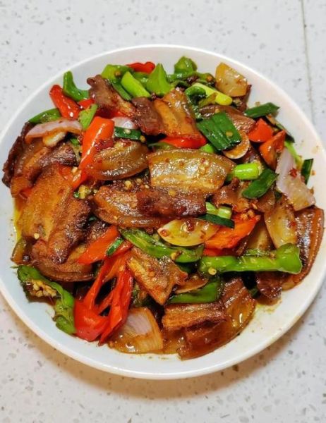 回锅肉的家常做法_回锅肉怎么做才正宗-第1张图片-山城妙识 回锅肉的家常做法_回锅肉怎么做才正宗-第1张图片-山城妙识