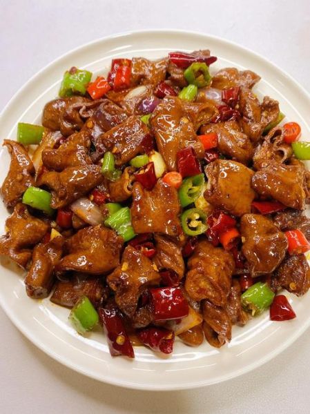 辣子鸡丁怎么做_正宗川味辣子鸡丁做法-第1张图片-山城妙识 辣子鸡丁怎么做_正宗川味辣子鸡丁做法-第1张图片-山城妙识