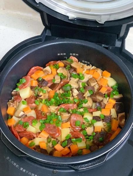 电饭煲土豆焖饭怎么做_懒人版零失败步骤-第3张图片-山城妙识 电饭煲土豆焖饭怎么做_懒人版零失败步骤-第3张图片-山城妙识