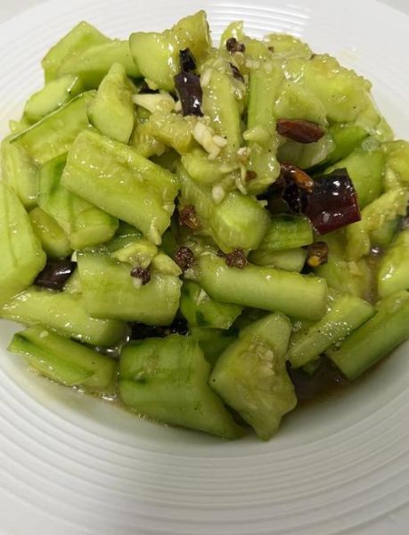 拌黄瓜怎么做好吃_凉拌黄瓜要不要焯水-第1张图片-山城妙识 拌黄瓜怎么做好吃_凉拌黄瓜要不要焯水-第1张图片-山城妙识