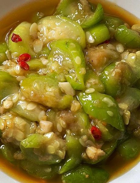 素炒丝瓜怎么炒才翠绿_丝瓜要不要焯水-第1张图片-山城妙识 素炒丝瓜怎么炒才翠绿_丝瓜要不要焯水-第1张图片-山城妙识