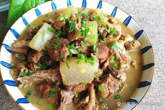 冬瓜焖鸭肉怎么做_冬瓜焖鸭肉的家常做法-第1张图片-山城妙识 冬瓜焖鸭肉怎么做_冬瓜焖鸭肉的家常做法-第1张图片-山城妙识