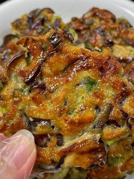 茄饼的家常做法_怎么做才外酥里嫩-第2张图片-山城妙识 茄饼的家常做法_怎么做才外酥里嫩-第2张图片-山城妙识