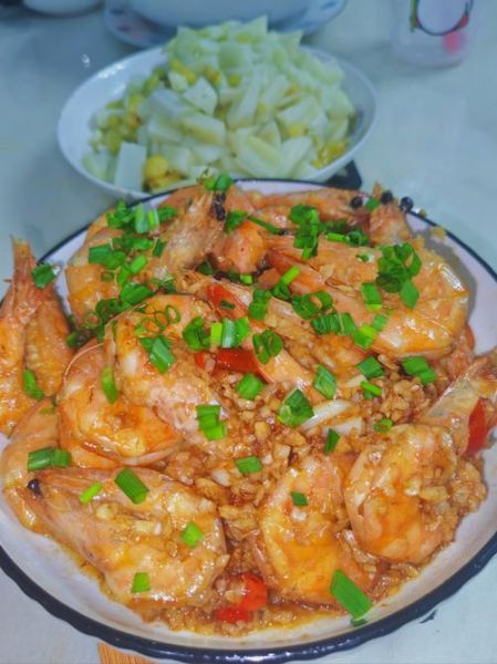 香辣基围虾怎么做_香辣基围虾的家常做法-第1张图片-山城妙识