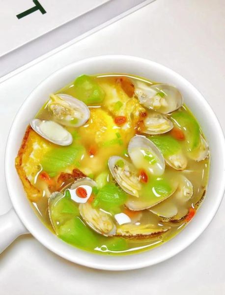 丝瓜蛋花汤怎么做_丝瓜蛋花汤要焯水吗-第1张图片-山城妙识 丝瓜蛋花汤怎么做_丝瓜蛋花汤要焯水吗-第1张图片-山城妙识