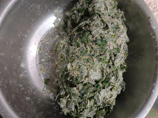 地瓜叶窝窝头怎么做_地瓜叶窝窝头做法窍门-第2张图片-山城妙识 地瓜叶窝窝头怎么做_地瓜叶窝窝头做法窍门-第2张图片-山城妙识