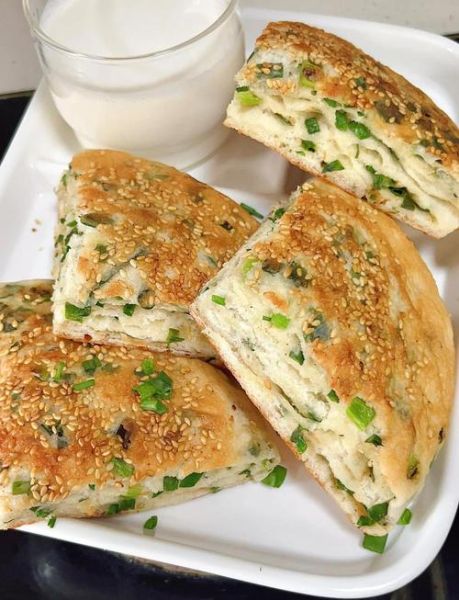 正宗葱花千层饼怎么做_千层饼的层次怎么来的-第1张图片-山城妙识 正宗葱花千层饼怎么做_千层饼的层次怎么来的-第1张图片-山城妙识