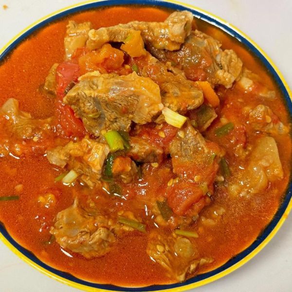 西红柿牛肉怎么做好吃_西红柿炖牛肉最正宗的做法-第1张图片-山城妙识 西红柿牛肉怎么做好吃_西红柿炖牛肉最正宗的做法-第1张图片-山城妙识