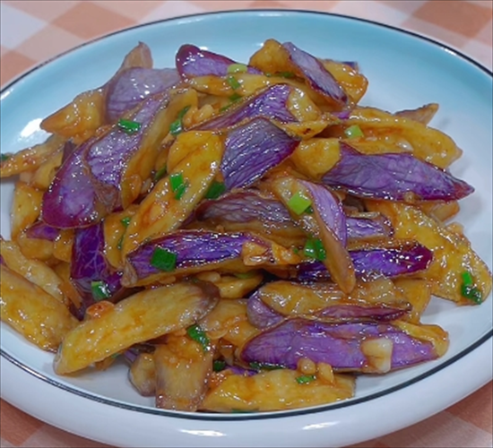 油焖茄子怎么做_油焖茄子用不用焯水-第1张图片-山城妙识 油焖茄子怎么做_油焖茄子用不用焯水-第1张图片-山城妙识