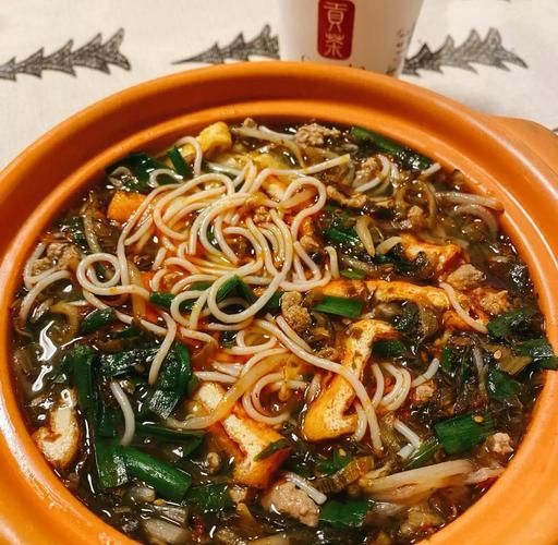 小锅米线怎么做才正宗_正宗小锅米线配方-第3张图片-山城妙识 小锅米线怎么做才正宗_正宗小锅米线配方-第3张图片-山城妙识