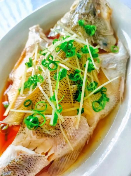 清蒸鲈鱼怎么做_清蒸鲈鱼蒸几分钟最好-第1张图片-山城妙识 清蒸鲈鱼怎么做_清蒸鲈鱼蒸几分钟最好-第1张图片-山城妙识