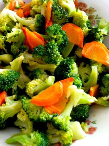 炒西兰花怎么保持翠绿_家常做法窍门-第2张图片-山城妙识 炒西兰花怎么保持翠绿_家常做法窍门-第2张图片-山城妙识