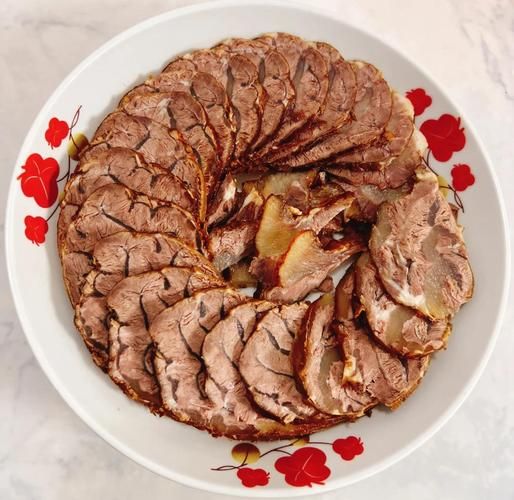 卤牛腱子肉怎么做好吃_卤牛腱子肉需要焯水吗-第2张图片-山城妙识 卤牛腱子肉怎么做好吃_卤牛腱子肉需要焯水吗-第2张图片-山城妙识