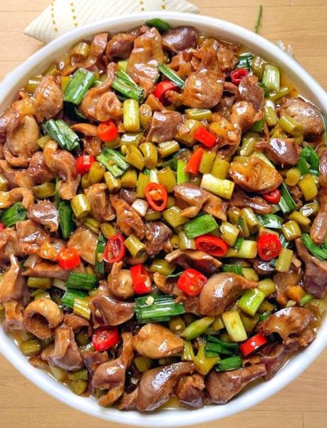 酸豆角炒鸡胗怎么做_鸡胗怎么炒才脆嫩-第1张图片-山城妙识 酸豆角炒鸡胗怎么做_鸡胗怎么炒才脆嫩-第1张图片-山城妙识