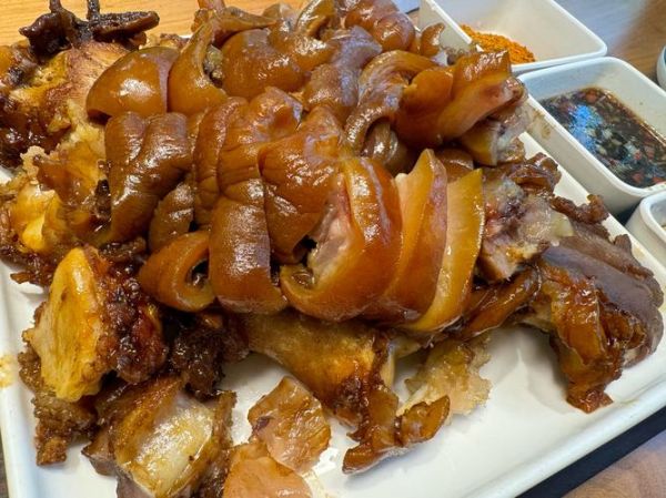红烧牛蹄的家常做法_红烧牛蹄怎么做好吃-第1张图片-山城妙识 红烧牛蹄的家常做法_红烧牛蹄怎么做好吃-第1张图片-山城妙识