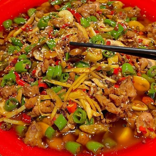 干煸兔肉的家常做法_兔肉怎么炒才嫩-第2张图片-山城妙识 干煸兔肉的家常做法_兔肉怎么炒才嫩-第2张图片-山城妙识