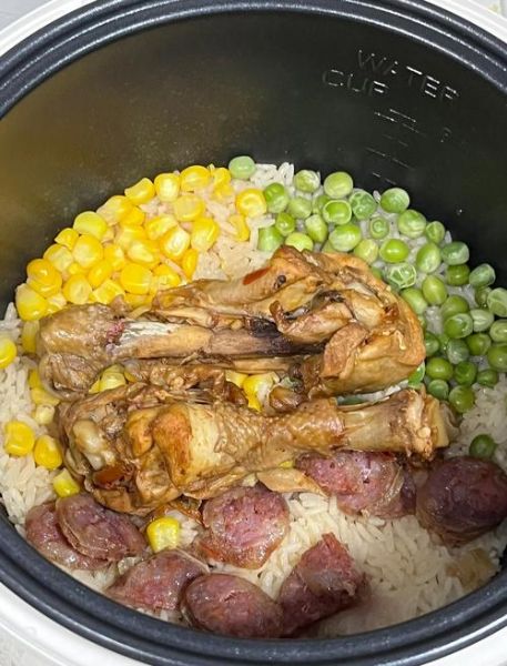 电饭煲焖饭的做法大全_电饭煲焖饭怎么做好吃-第2张图片-山城妙识